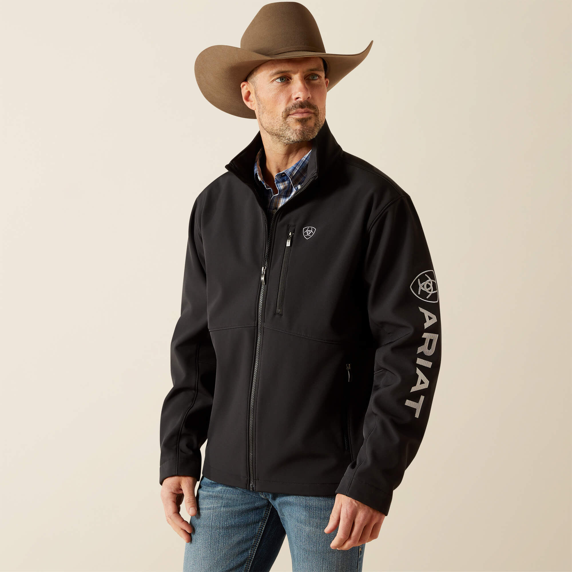 Buy LOGO SOFTSHELL JKT - Ariat Online at Best price - MS